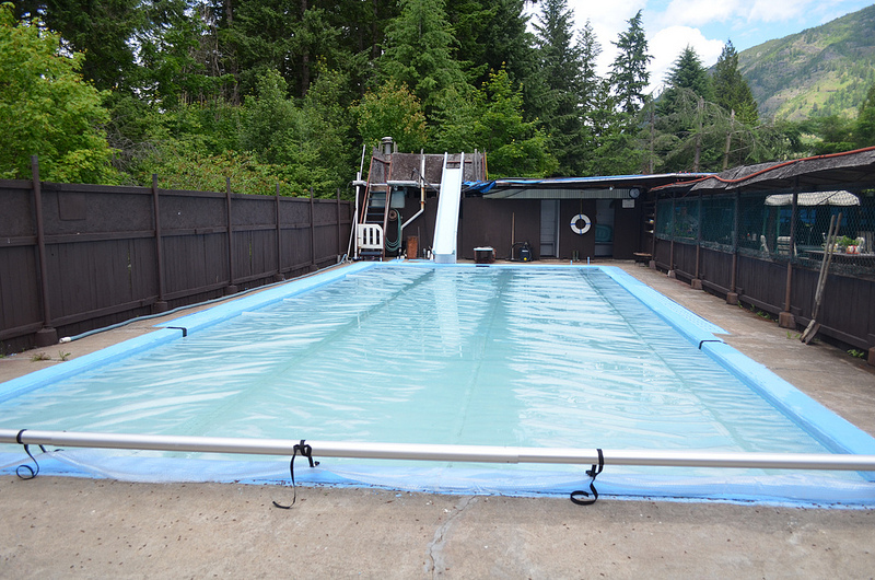 Clarke’s Pool – Live & Learn